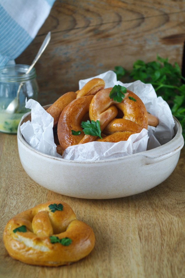 Bretzel mini all’aglio e prezzemolo – La Mia Cucina Trentina